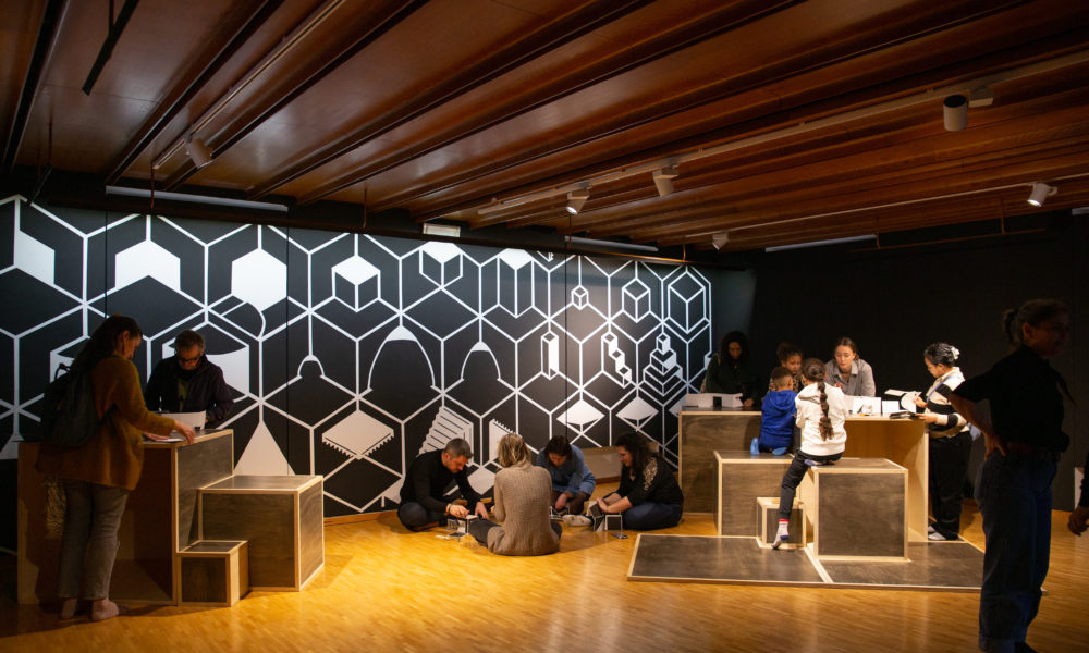 Exposition UTOPOP: pour apprendre à toucher l'espace | Radio Lac